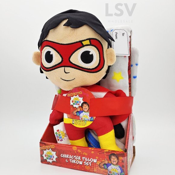 Ryan's World | Bedding | Ryans World Shooting Stars Pillow And Throw ...